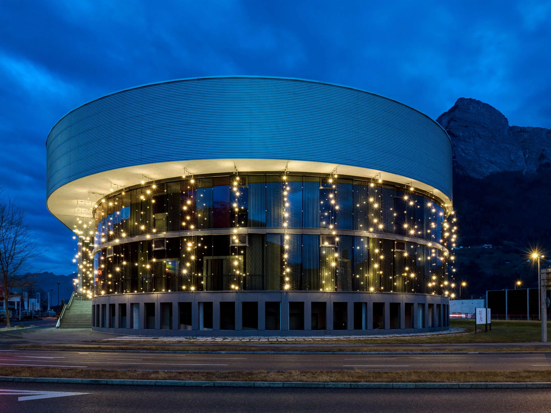 Corporate Business | MK Illumination